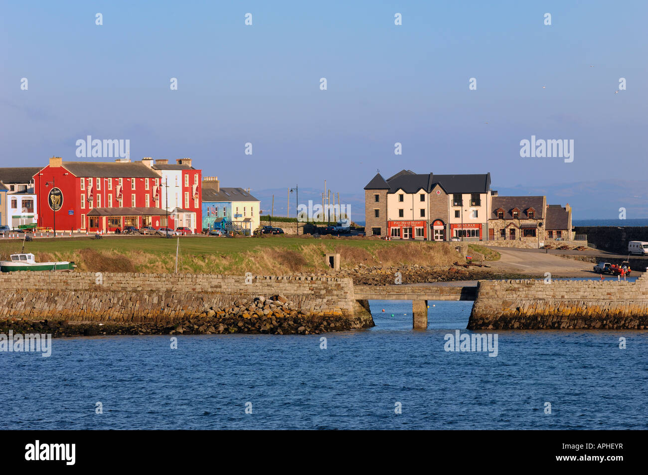 Mullaghmore harbour hi-res stock photography and images - Alamy