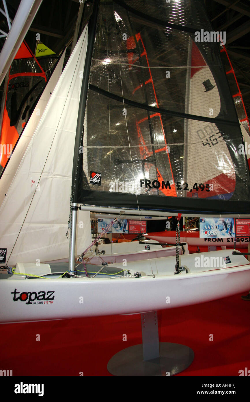 Topaz sailing boat hi-res stock photography and images - Alamy