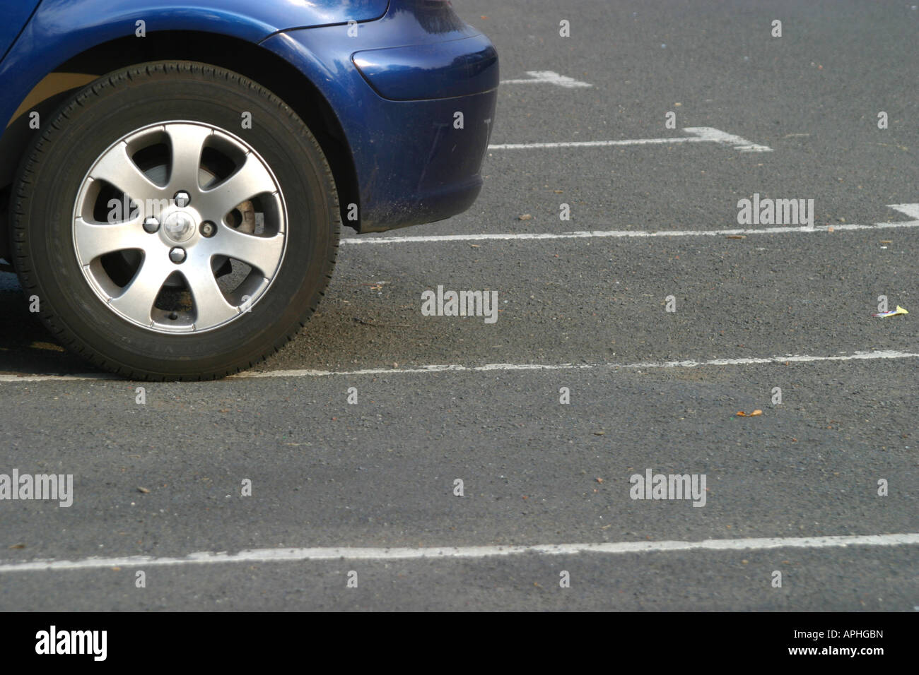 Parking Spot Lines High Resolution Stock Photography and Images - Alamy