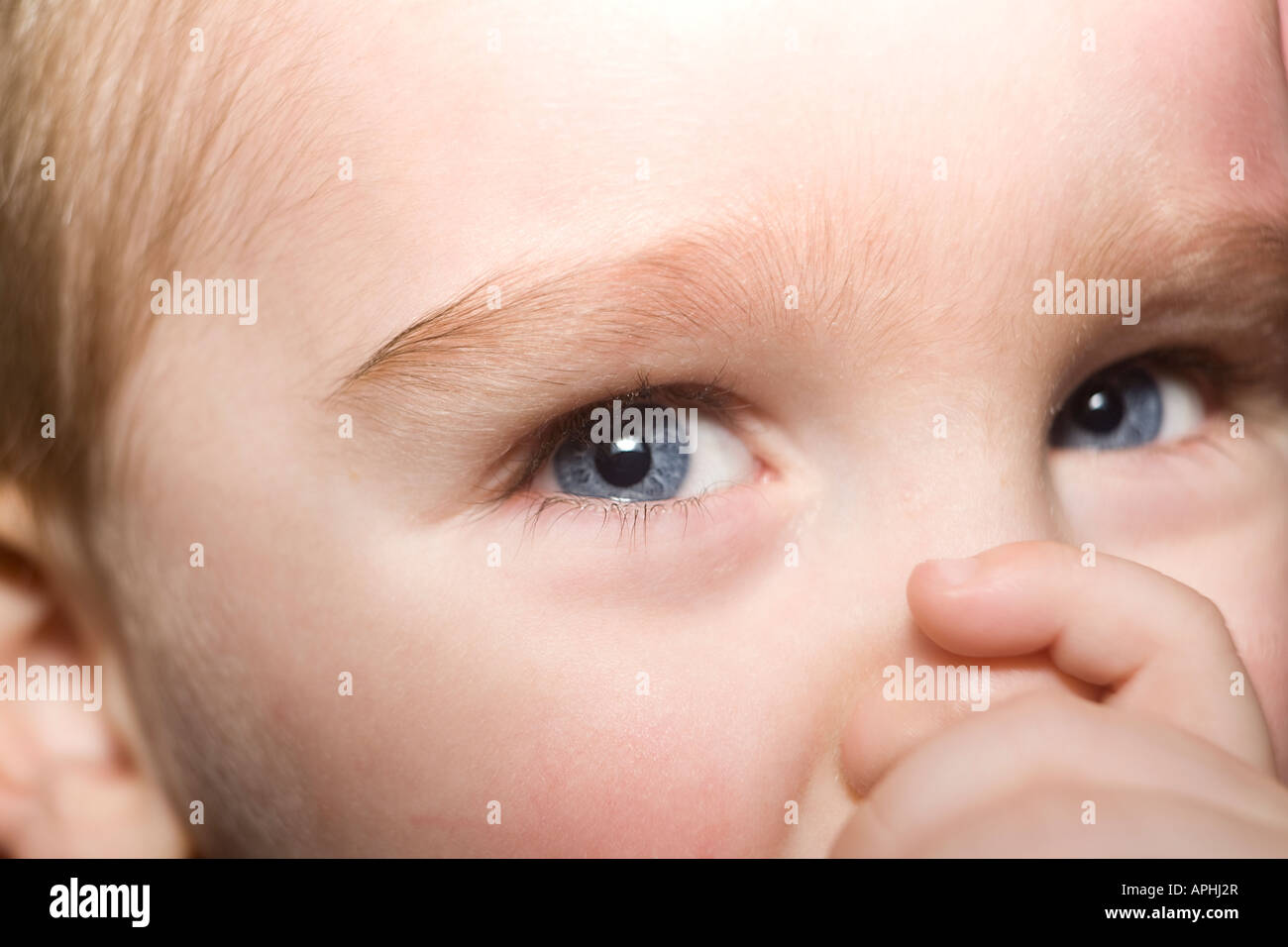 Child portrait grin candid hi-res stock photography and images - Alamy
