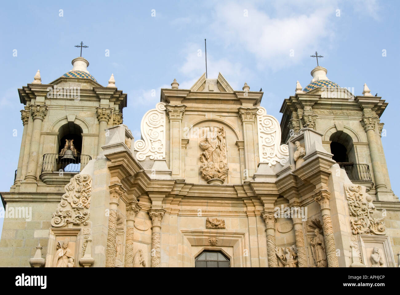 Local architecture mexico oaxaca hi-res stock photography and images ...