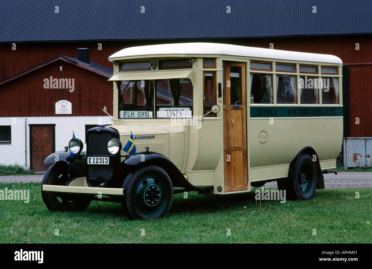 Veteranbuss hi-res stock photography and images - Alamy