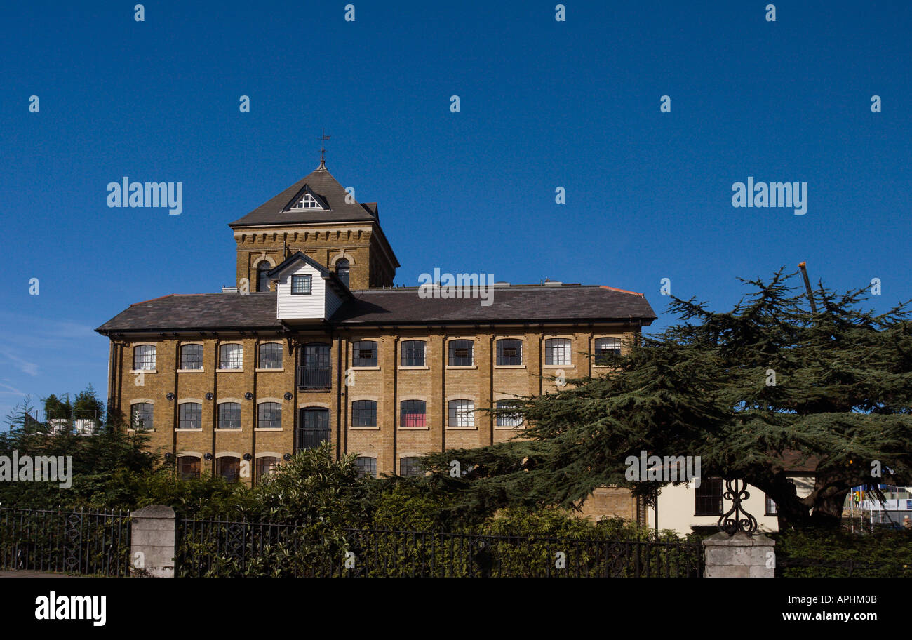 Converted Flats High Resolution Stock Photography and Images - Alamy