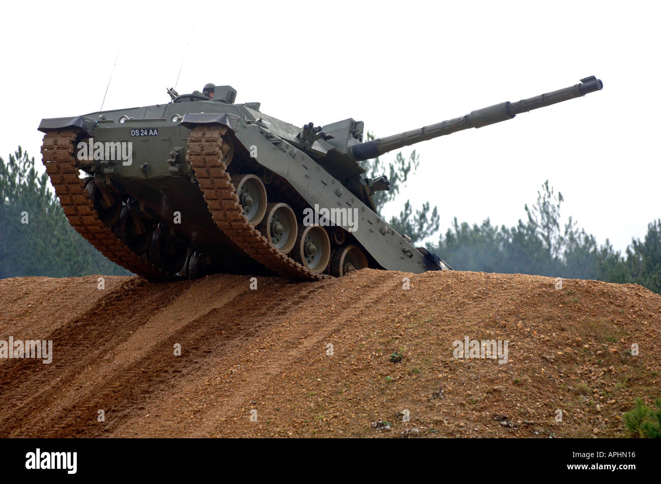 Challenger MK II Battletank Stock Photo - Alamy