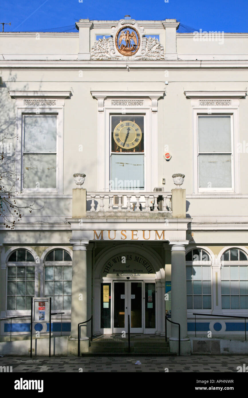 Willis Museum old town hall Basingstoke old market town hampshire ...