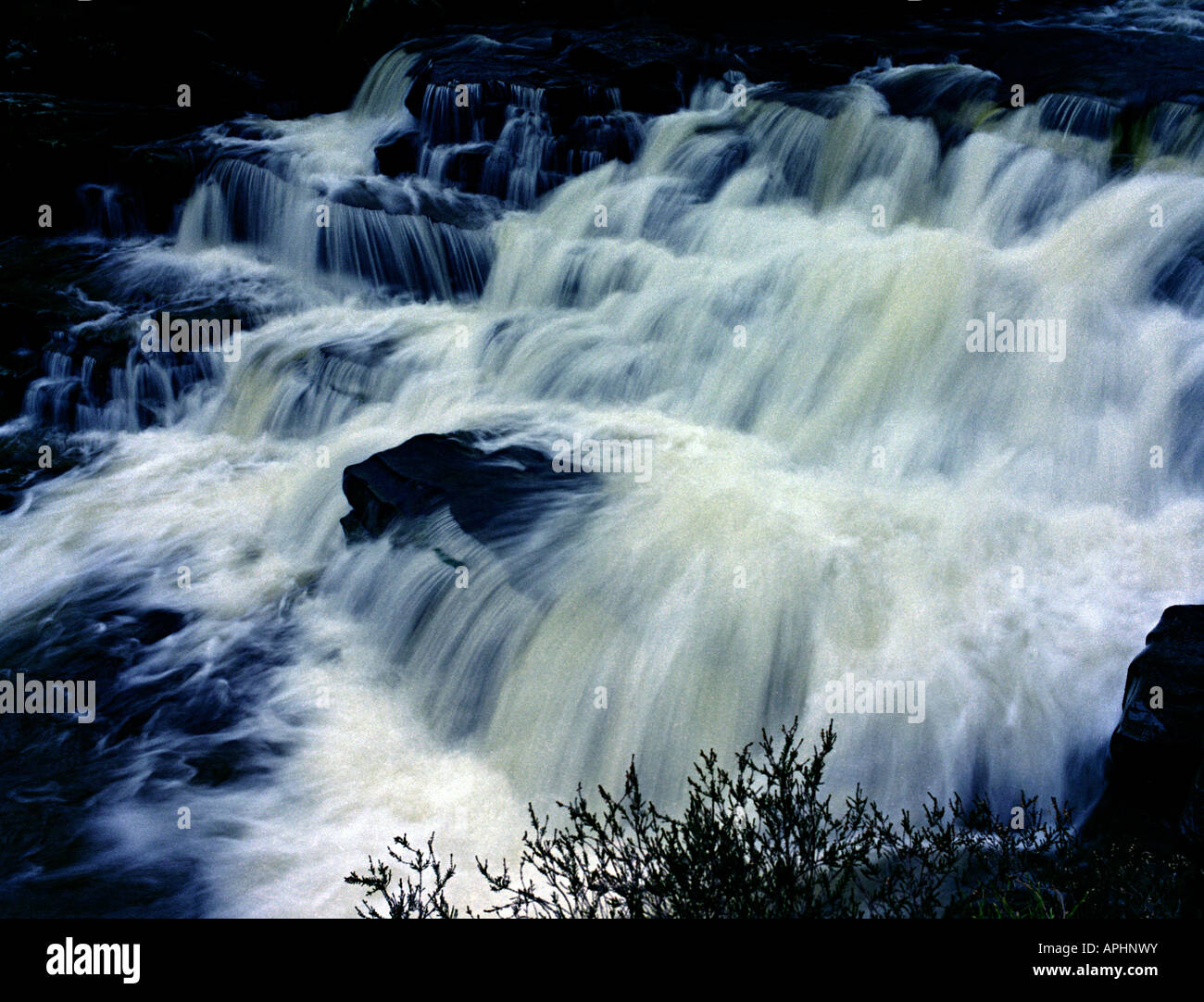 Dochart blue waterfall hi-res stock photography and images - Alamy