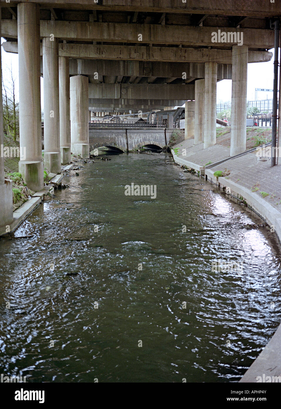 views under the m6 spagetti junction and the m6 motorway Stock Photo ...
