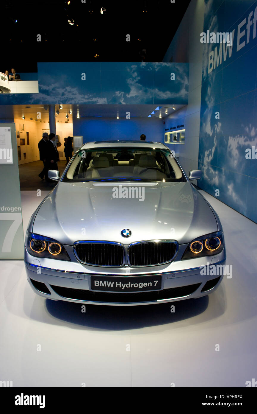 BMW [Hydrogen 7] car automobile "hydrogen car Stock Photo - Alamy