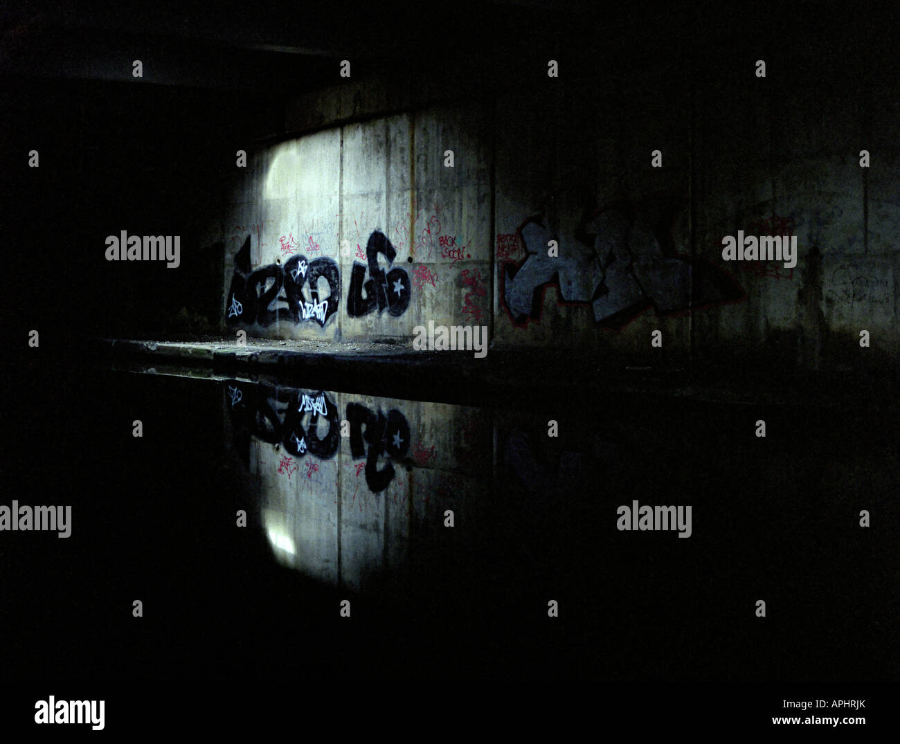 Spaghetti junction birmingham canal underpass hi-res stock photography ...