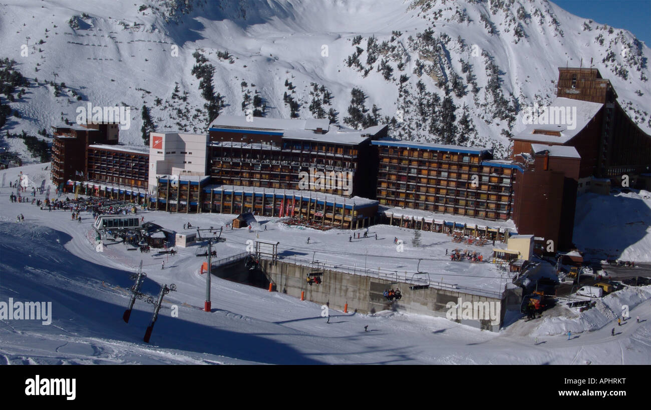 Les arc 2000 hi-res stock photography and images - Alamy