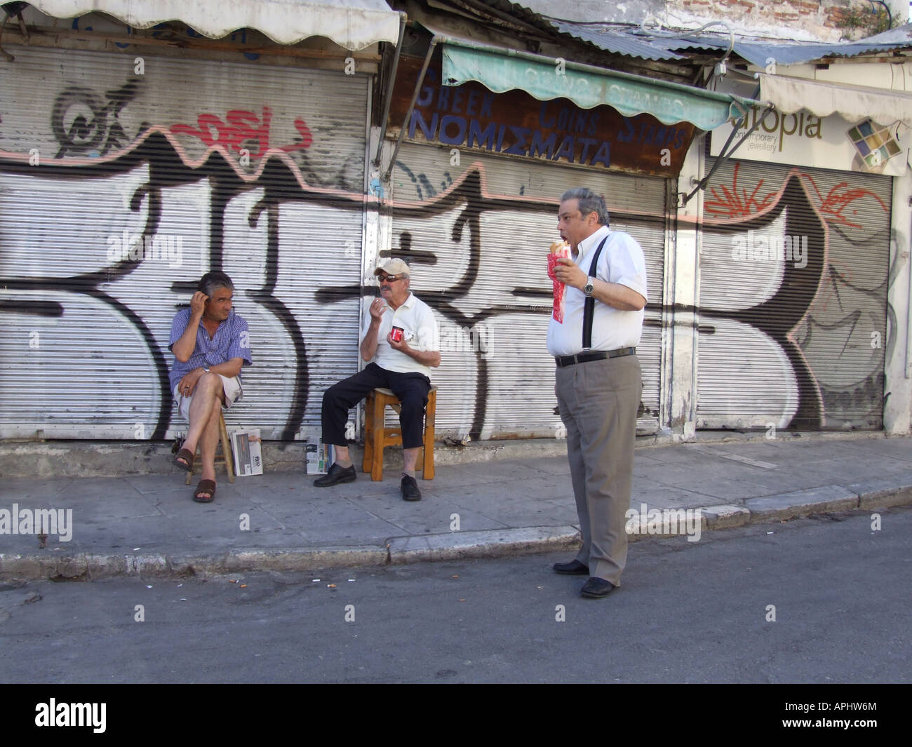 old men in athens greece Stock Photo - Alamy