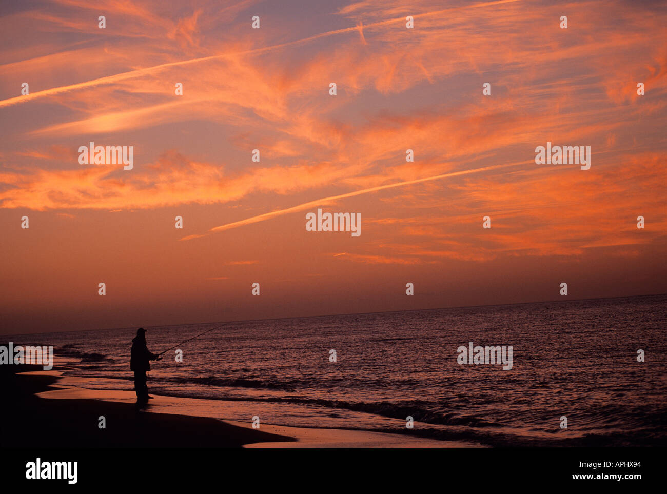Race point beach sunset hi-res stock photography and images - Alamy