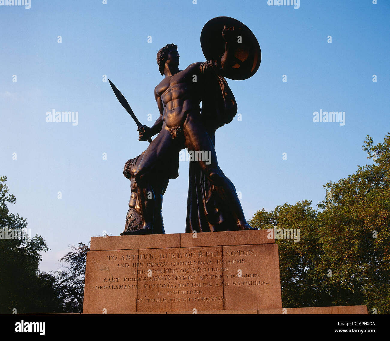 The Wellington Memorial in Hyde Park London England Erected in 1822 it ...