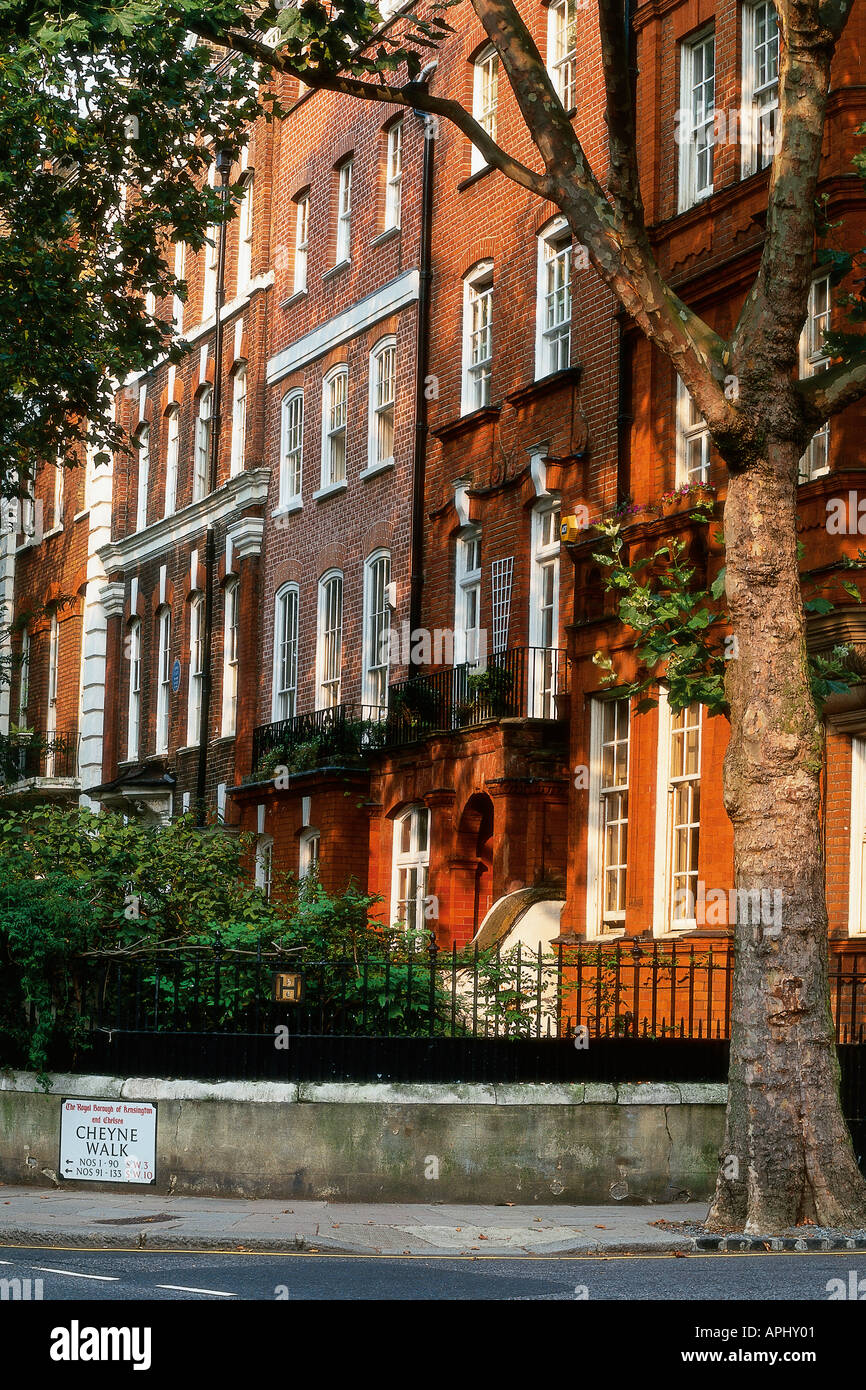 Cheyne Walk in Chelsea London England Stock Photo - Alamy