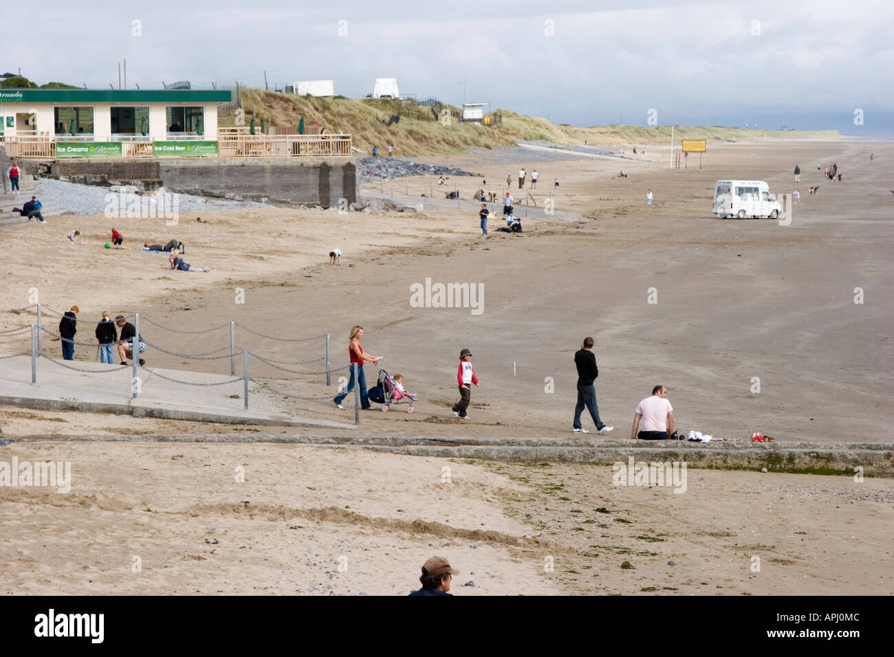 Pendine village and Pendine Sands in Carmarthenshire Stock Photo - Alamy