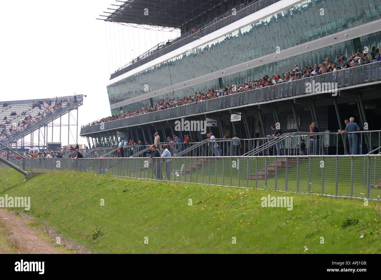 Grandstand car racing hi-res stock photography and images - Alamy