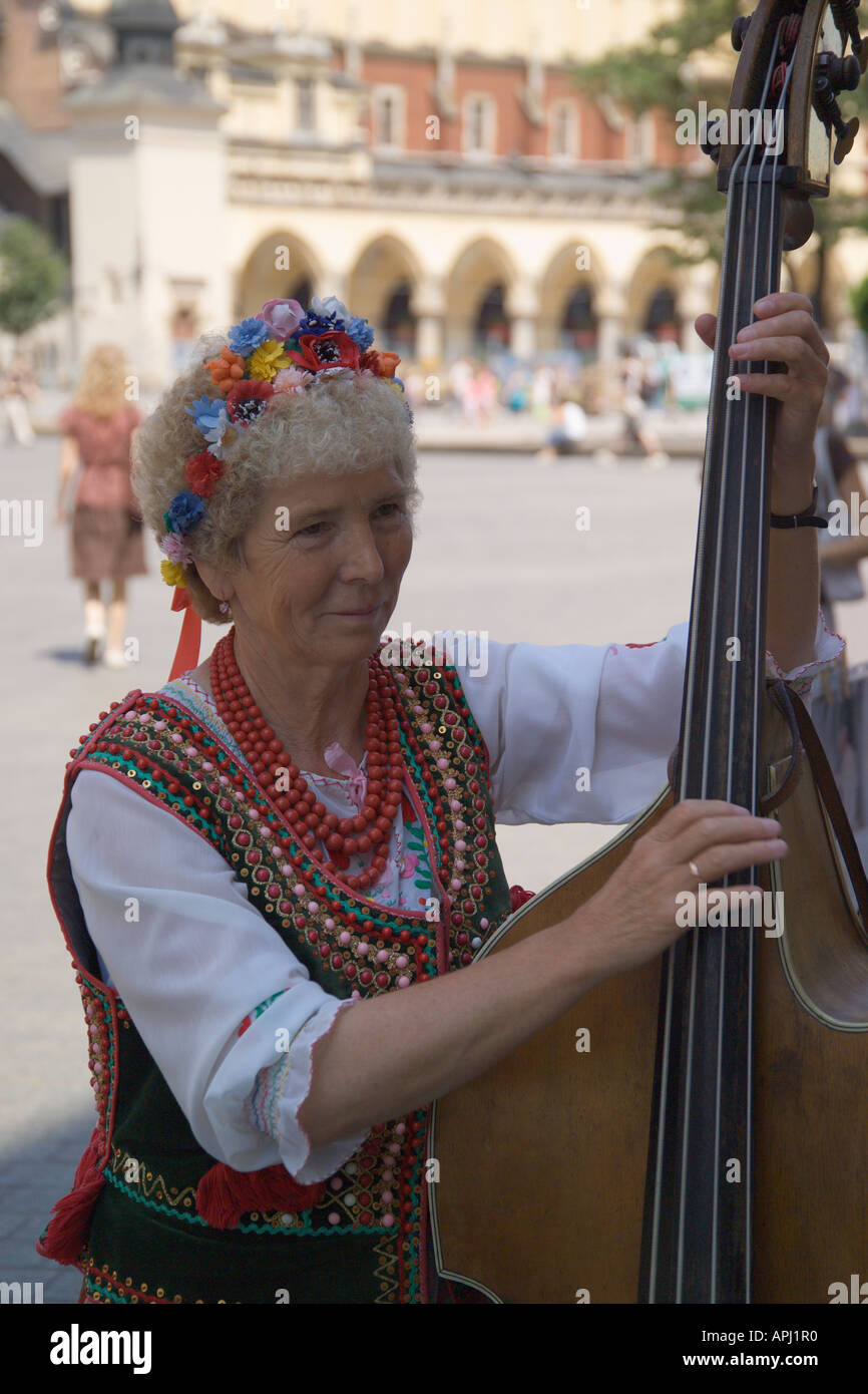 Polish costume hi-res stock photography and images - Alamy