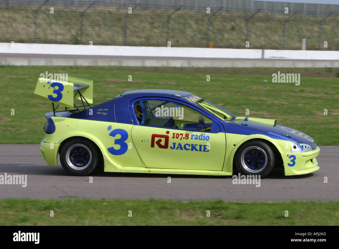 2.0l Hot Rod racing cars Stock Photo - Alamy