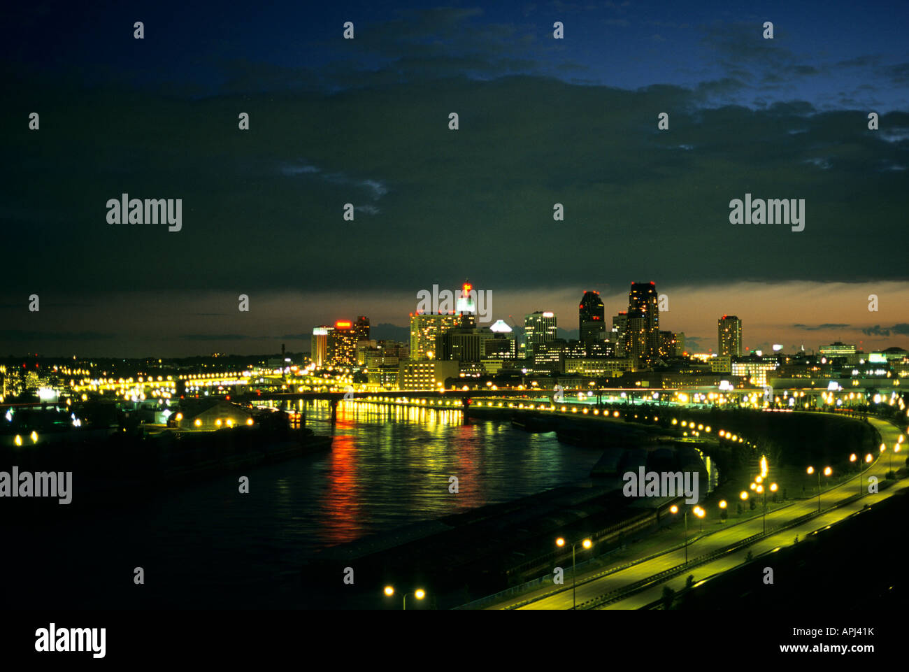 THE SKYLINE OF ST. PAUL, MINNESOTA AND THE MISSISSIPPI RIVER AT NIGHT ...