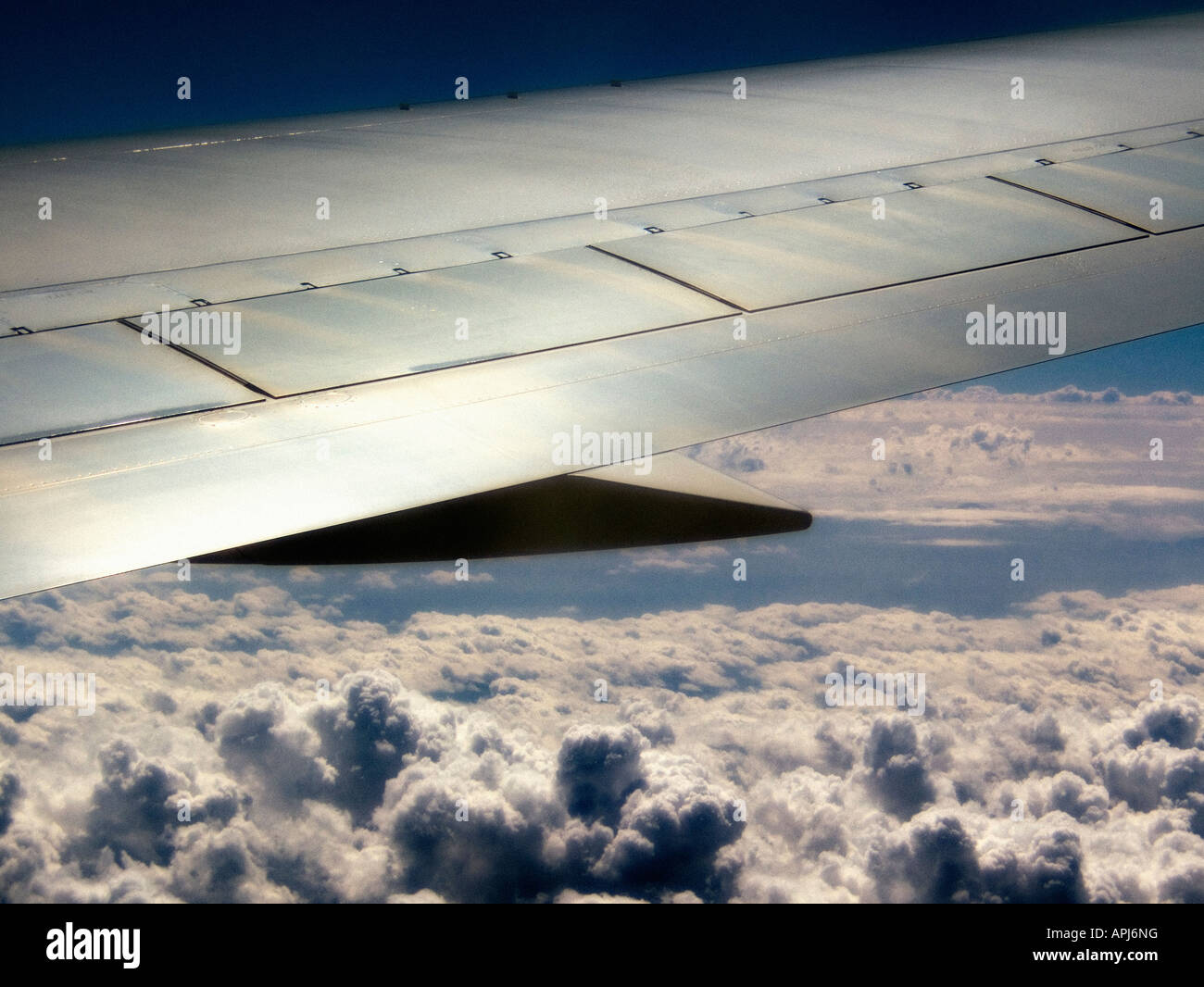Fixed wing aircraft wing detail hi-res stock photography and images - Alamy