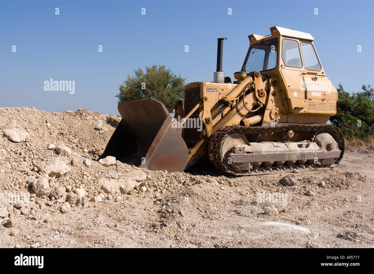 Caterpillar bulldozer hi-res stock photography and images - Alamy