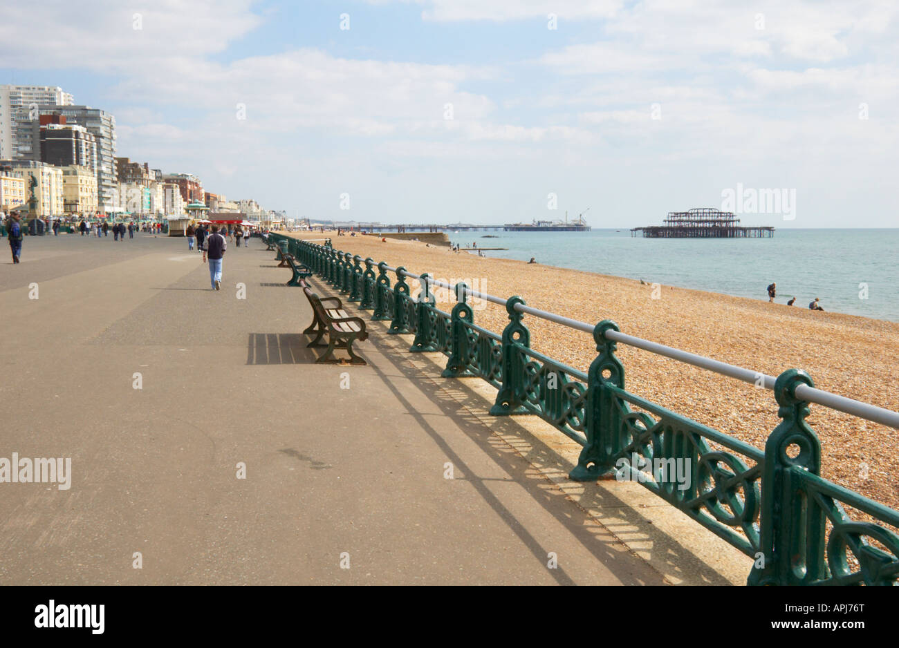 Hove promenade hi-res stock photography and images - Alamy