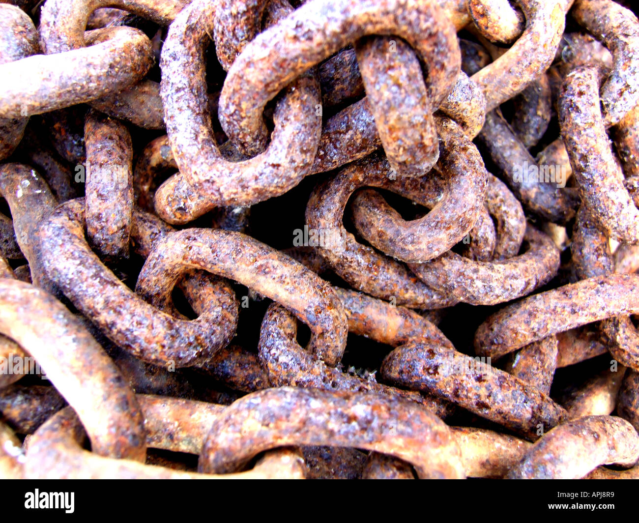 Rust chain hi-res stock photography and images - Alamy