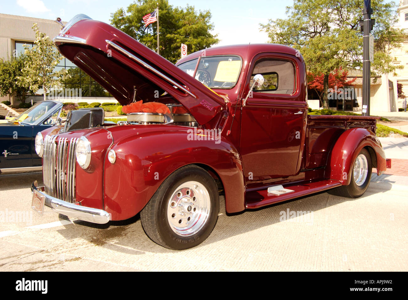 1946 ford pickup hi-res stock photography and images - Alamy