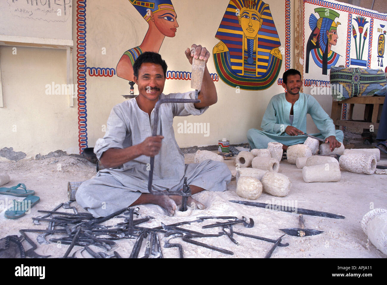 Egyptian pottery workshop hi-res stock photography and images - Alamy