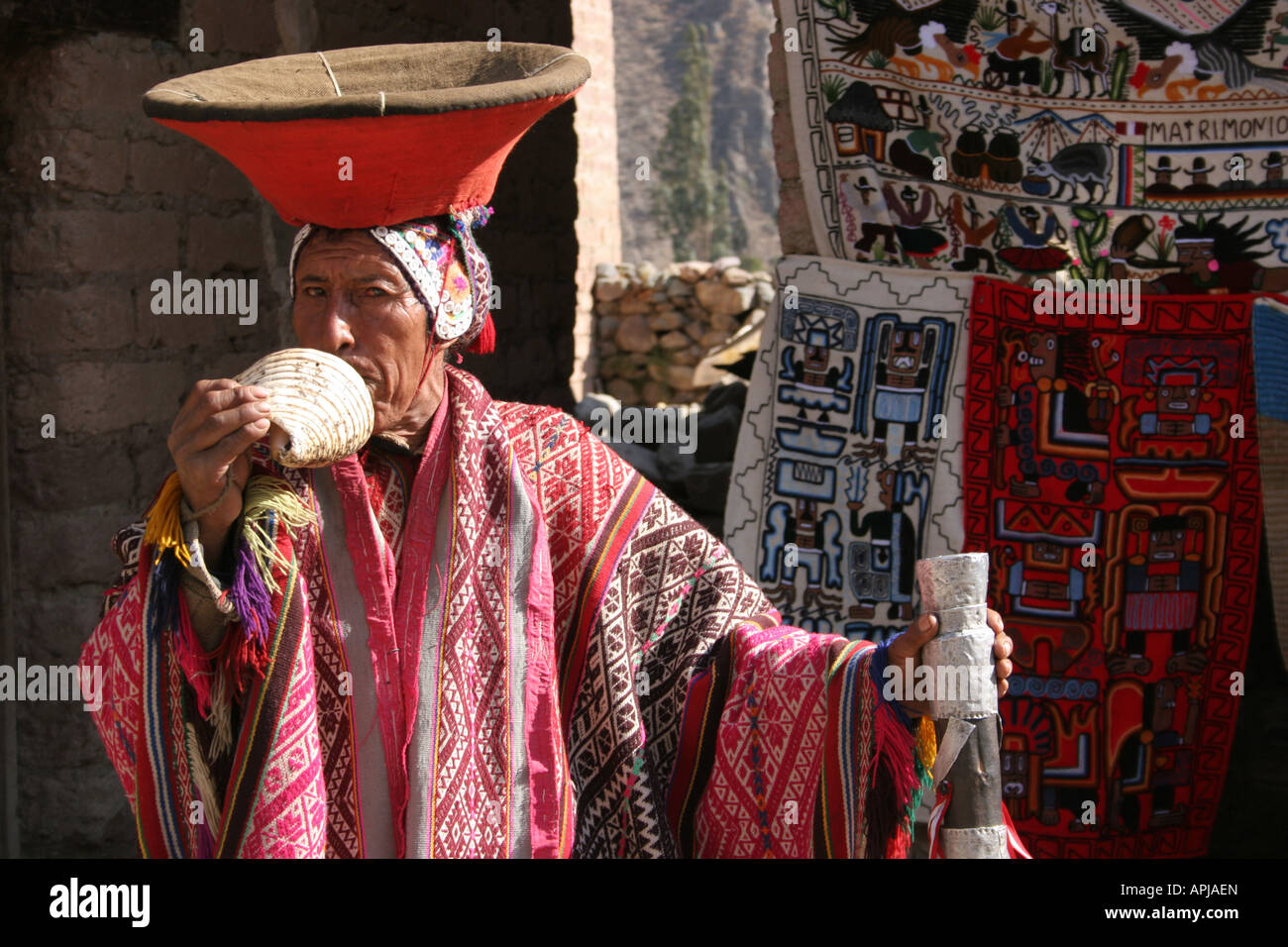 Playing conch hi-res stock photography and images - Alamy