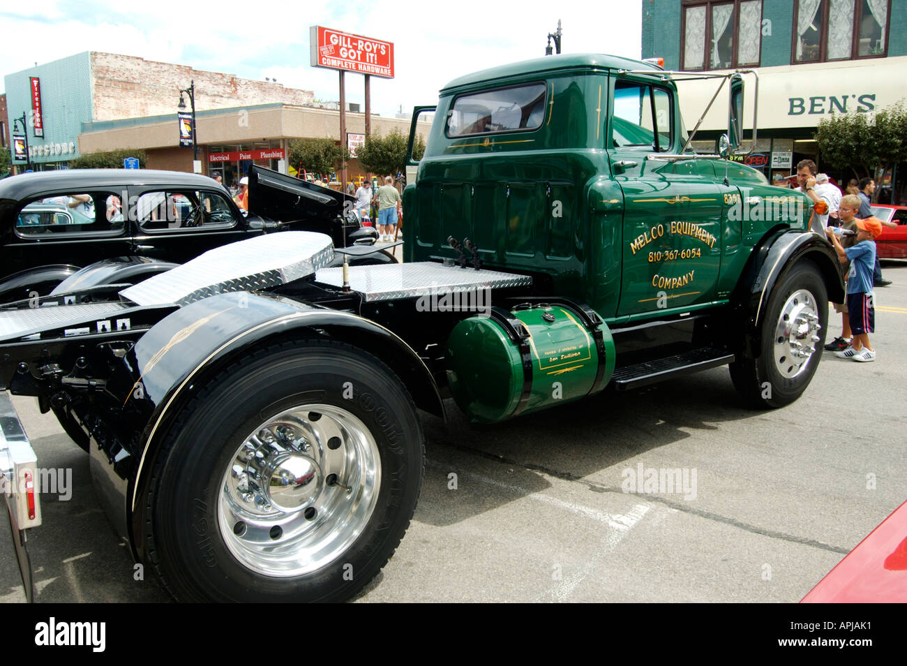1957 GMC 630 Gas Truck Stock Photo - Alamy