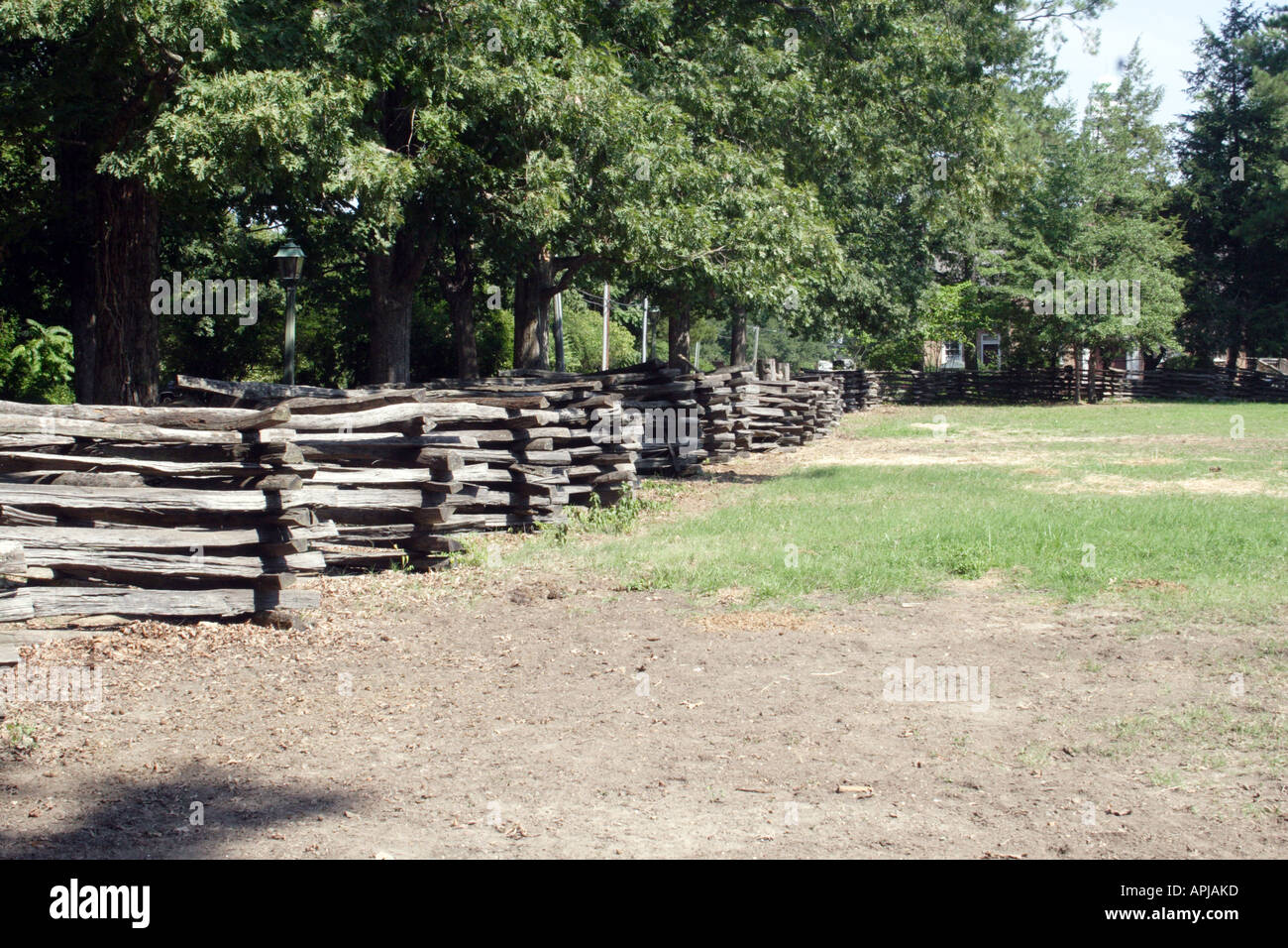 Farm split rail fence hi-res stock photography and images - Alamy