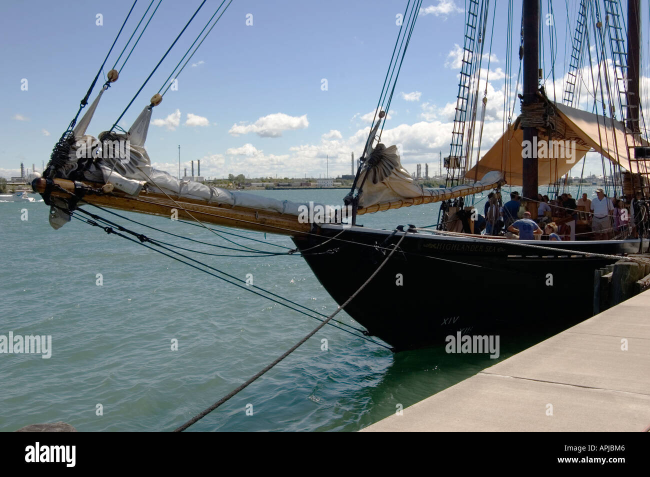 Highlander boat hi-res stock photography and images - Alamy