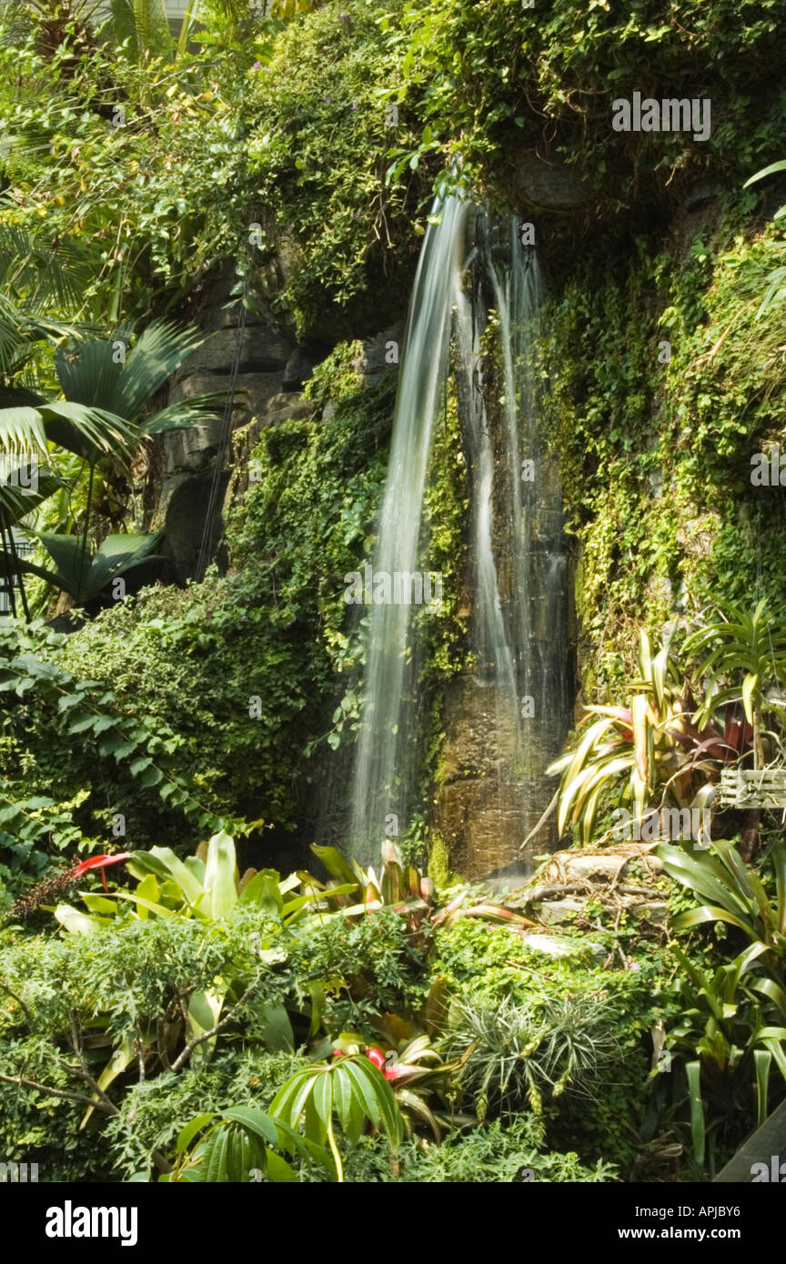 Waterfalls in Slow-motion Stock Photo - Alamy
