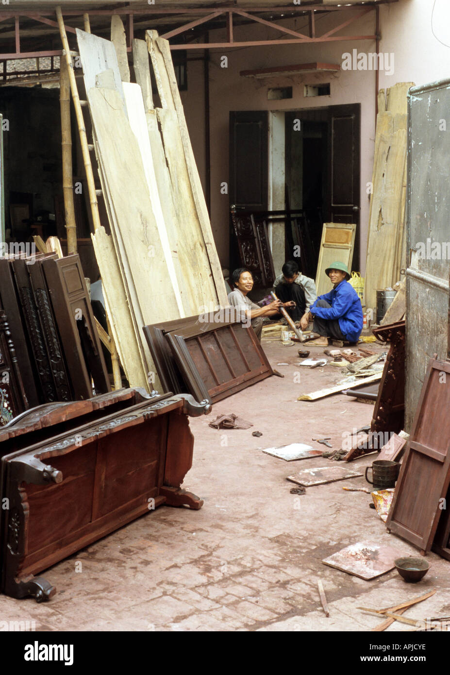 Drying Tables Stock Photos & Drying Tables Stock Images - Alamy