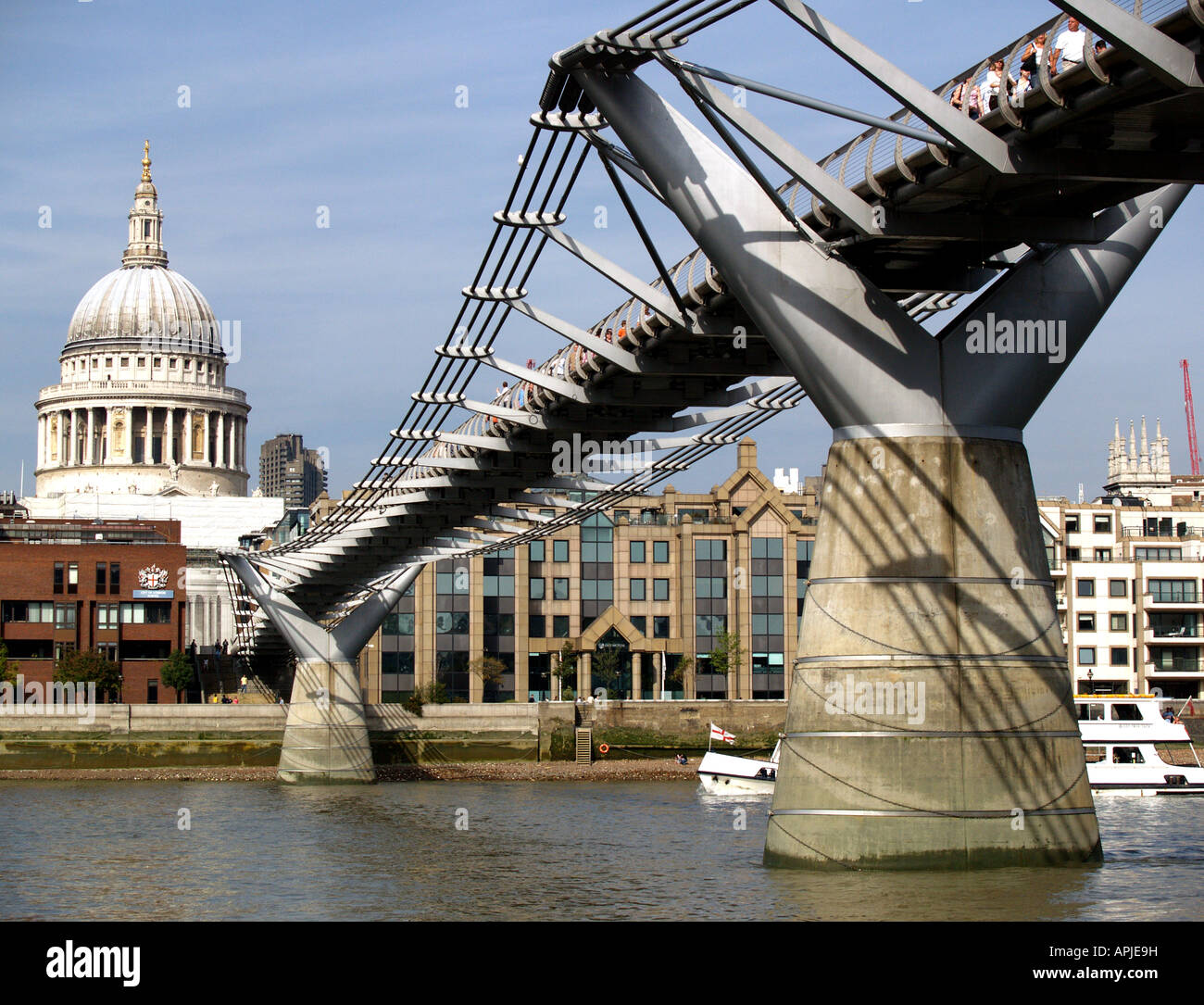 St pauls cathedral river hi-res stock photography and images - Alamy