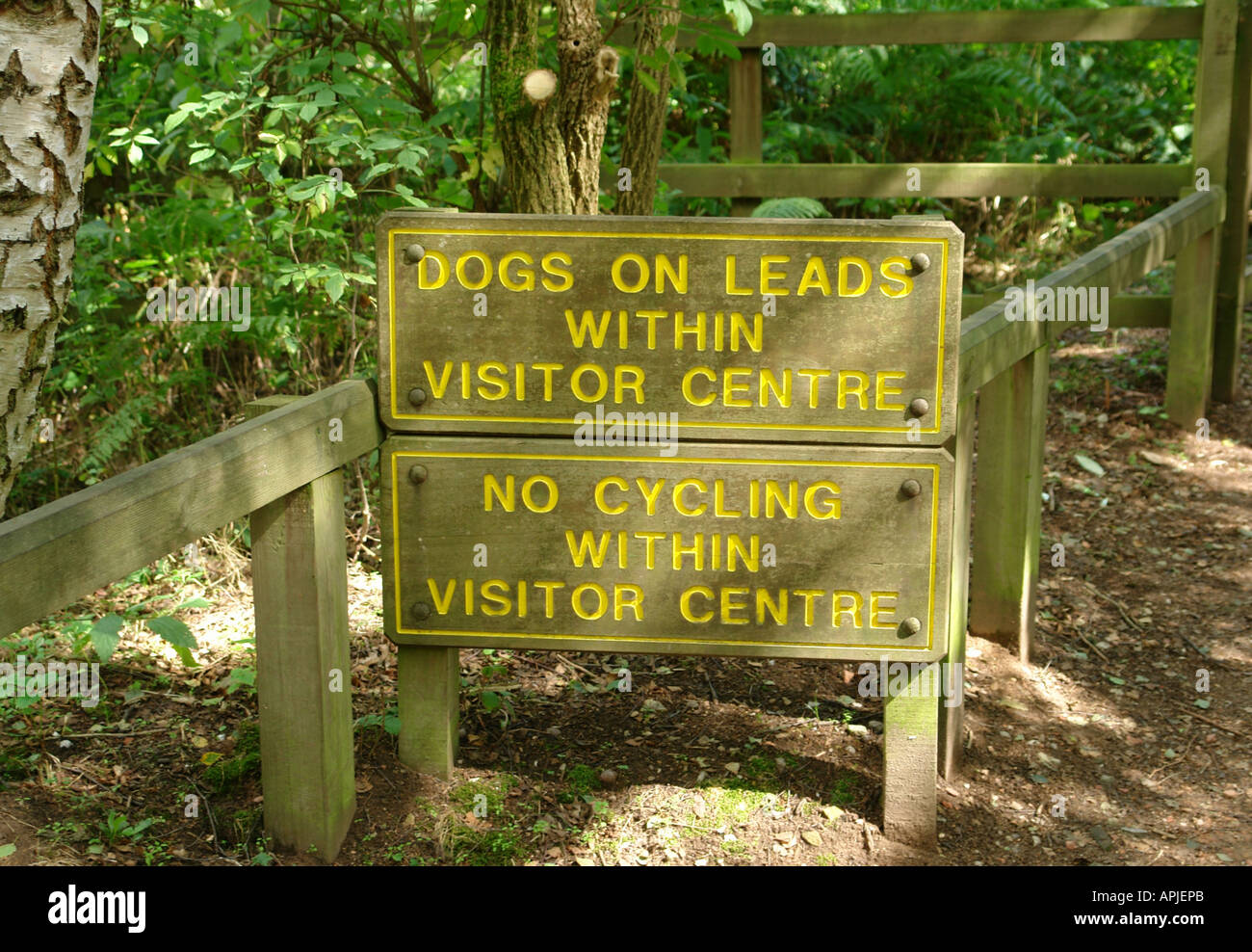 Signs for nottingham forest hi-res stock photography and images - Alamy