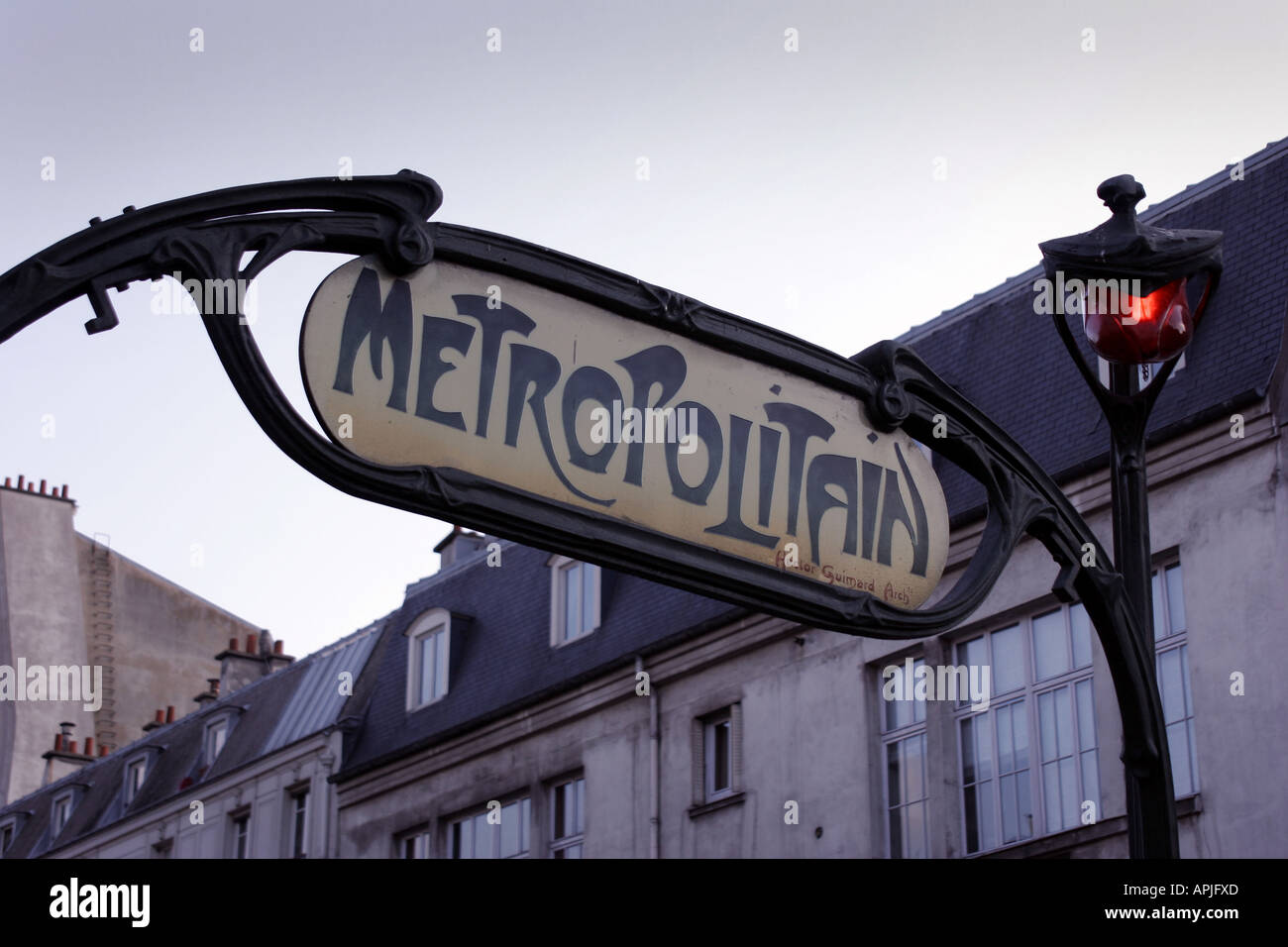 Underground sign in Paris Stock Photo - Alamy