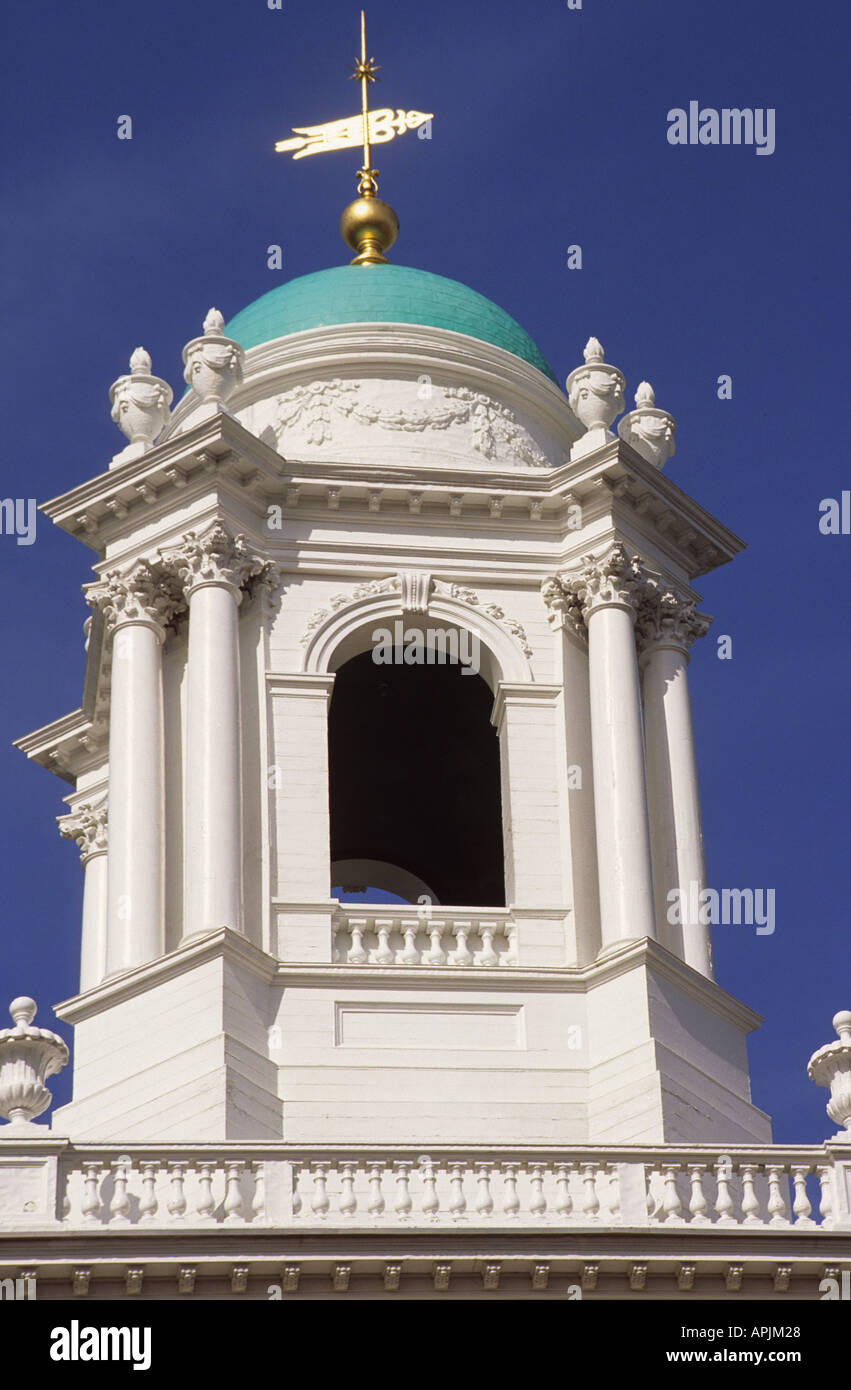 Eliot house dormitory harvard university hi-res stock photography and ...
