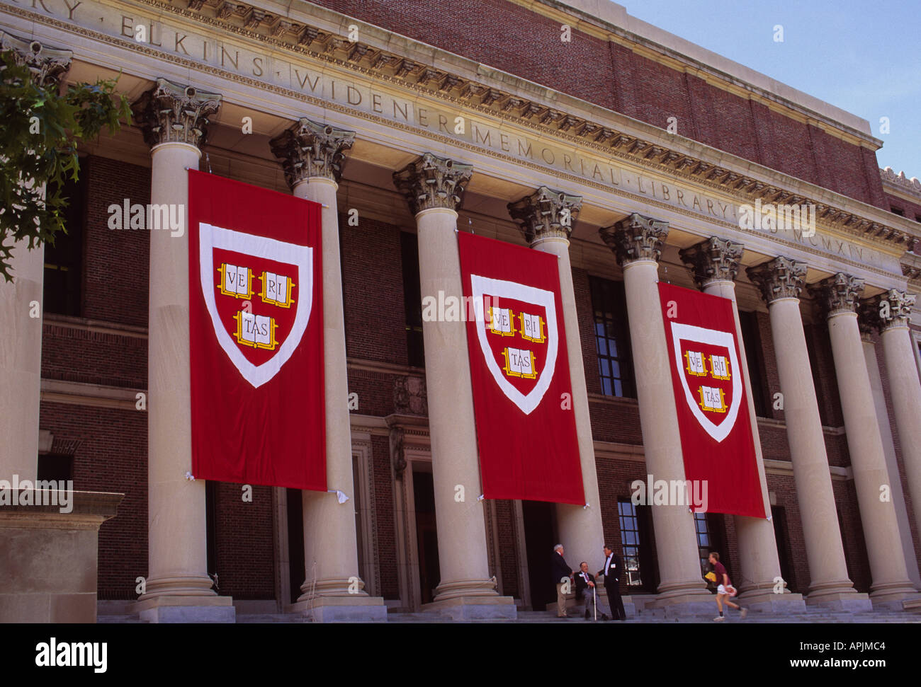 Harvard banners hi-res stock photography and images - Alamy