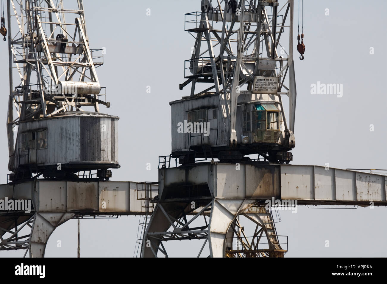 Two derricks hi-res stock photography and images - Alamy