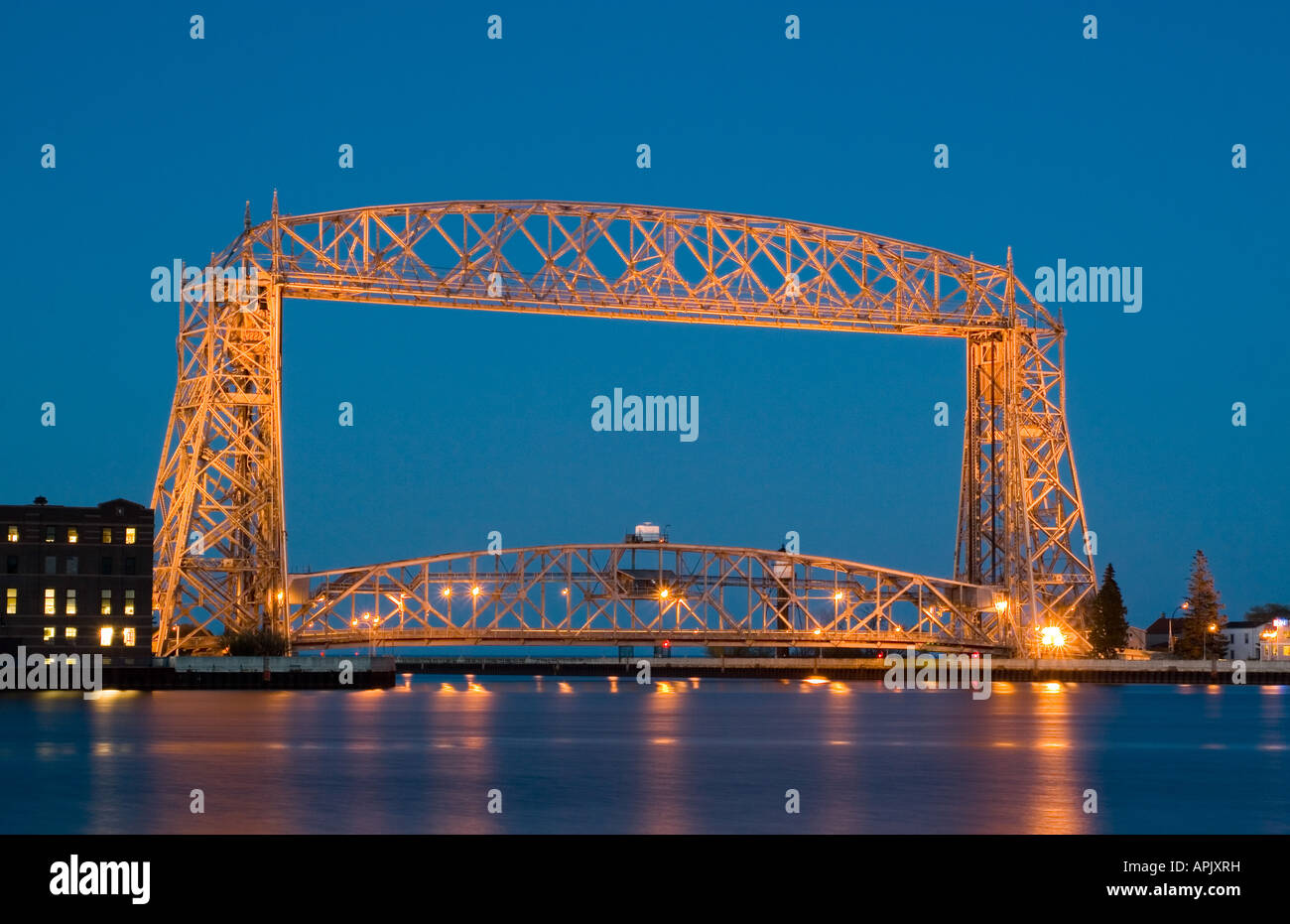 Aerial lift bridge duluth hi-res stock photography and images - Alamy