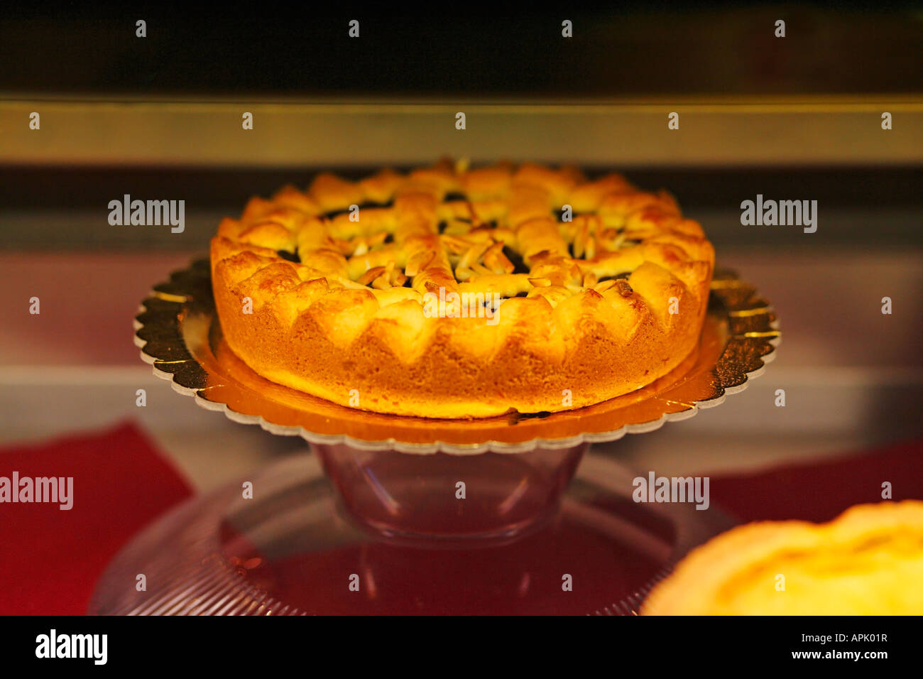 Bakery window display hi-res stock photography and images - Alamy