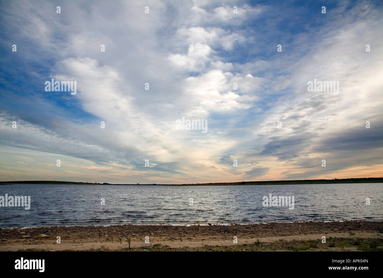 Colliford reservoir cornwall hi-res stock photography and images - Alamy