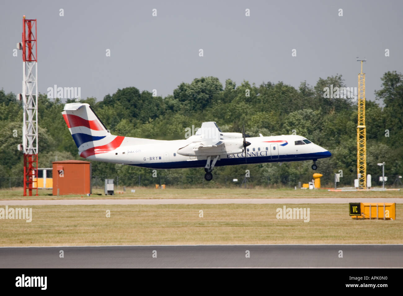 Ba british airways dash landing hi-res stock photography and images - Alamy
