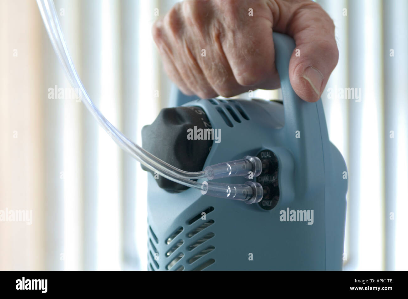 portable oxygen tank for patient Stock Photo - Alamy