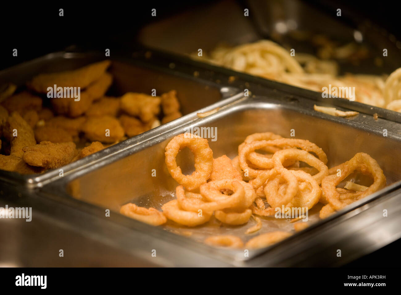 Food under a heat lamp hi-res stock photography and images - Alamy