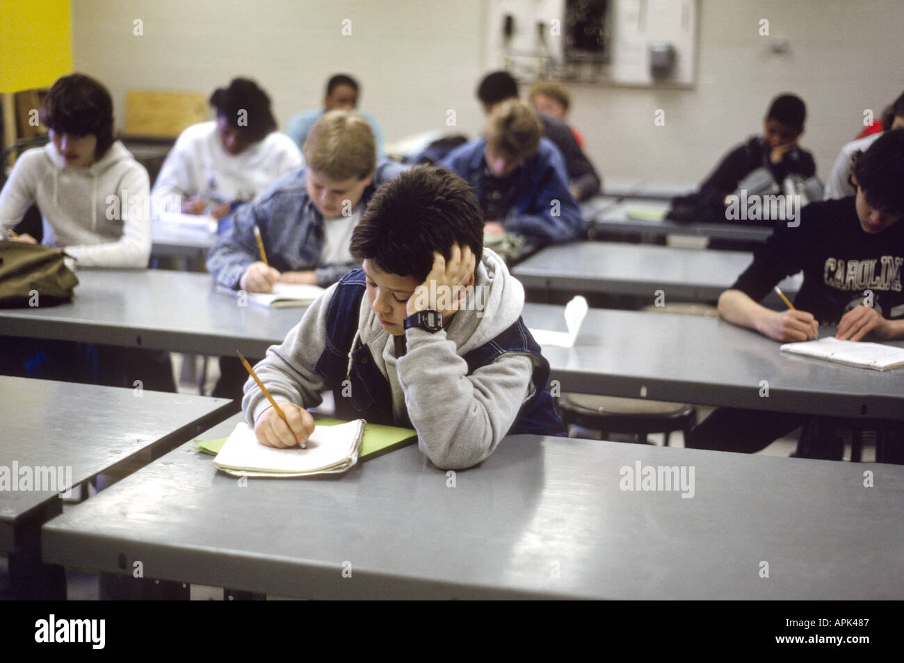 Middle school classroom diverse hi-res stock photography and images - Alamy