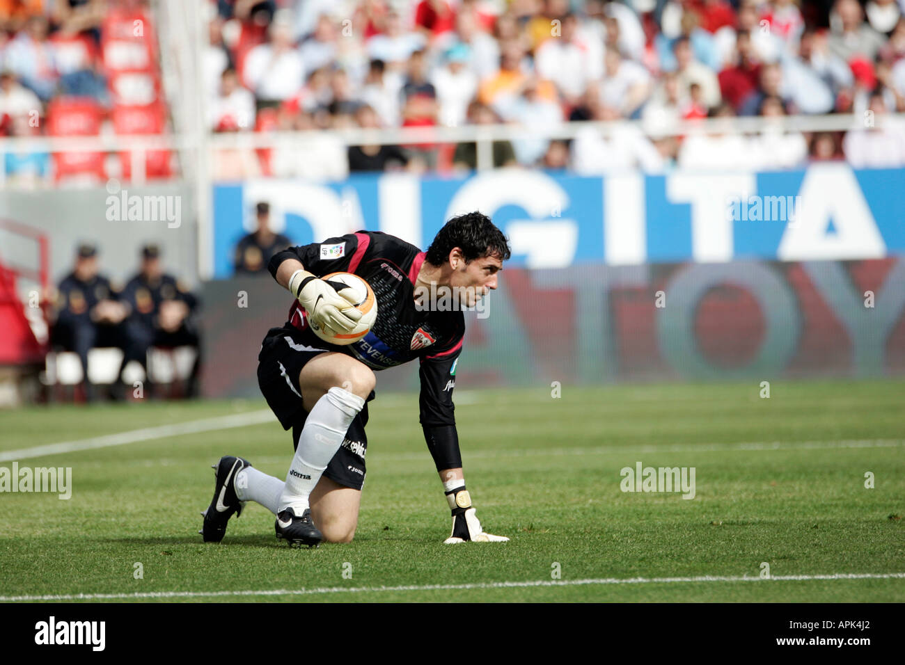 Palop sevilla fc goalkeeper hi-res stock photography and images - Alamy