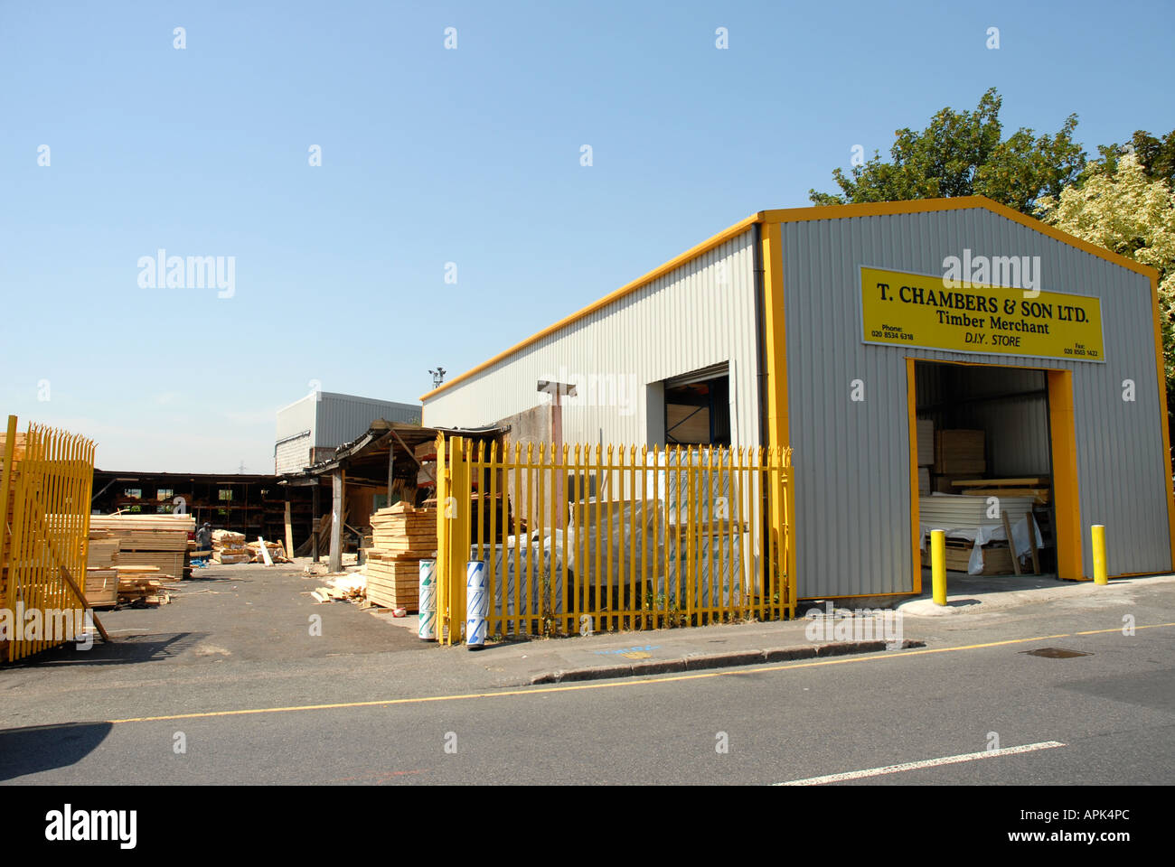 Timber merchants london hi-res stock photography and images - Alamy